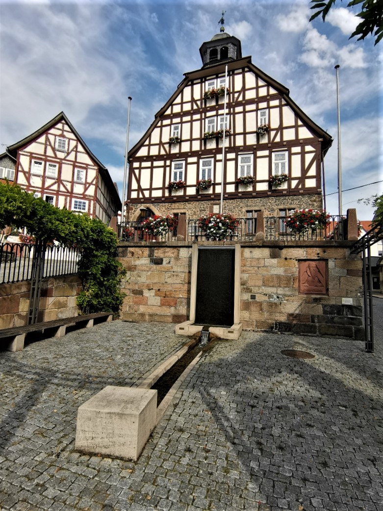 Homberg (Efze)-Altstadtspaziergang im Fachwerkjuwel - Bis zum Horizont
